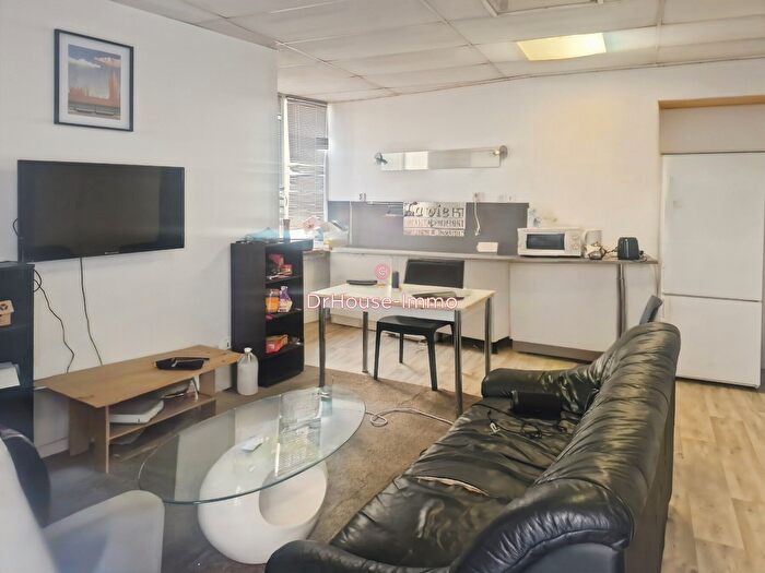 Appartement à vendre - Saint-Étienne, Jacquard, Préfecture - 2 pièces - 1 chambre