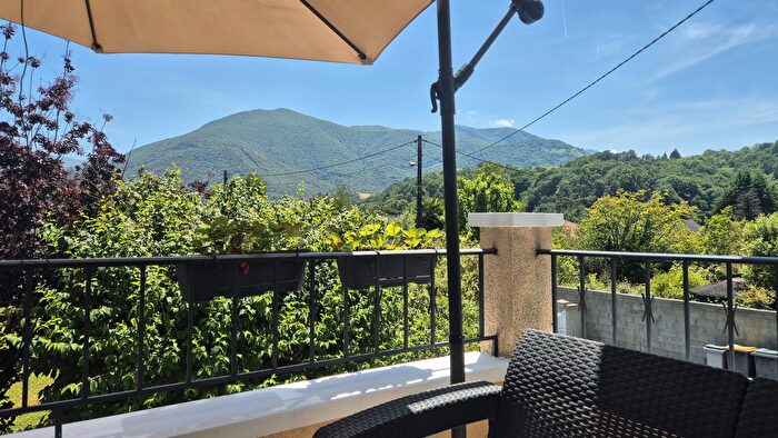 Maison 8 pièces à vendre à Montaut