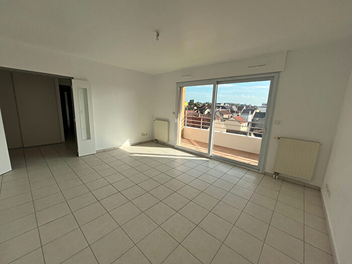 Montceau-les-Mines, Centre-ville : Appartement 2 pièces à louer