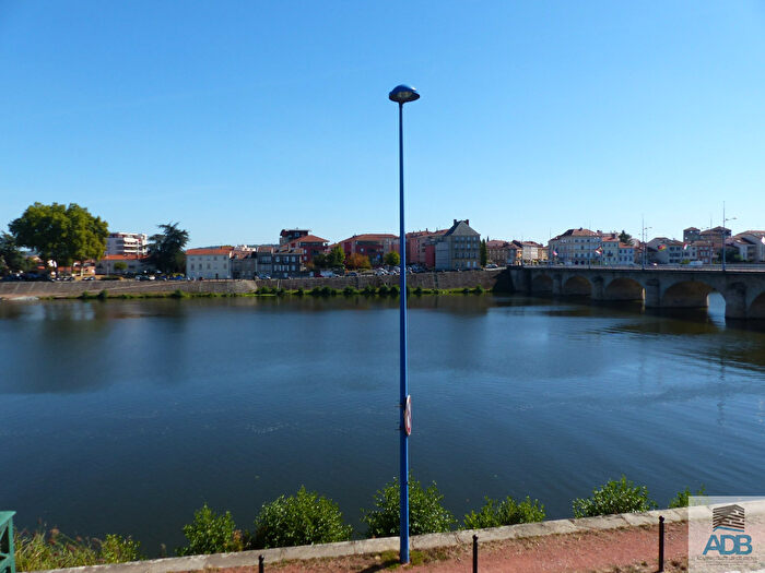 Appartement à louer - Roanne, Fontquentin - 1 pièce