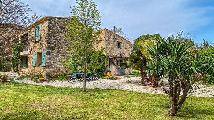 Maison à vendre - Uzès - 8 pièces - 5 chambres