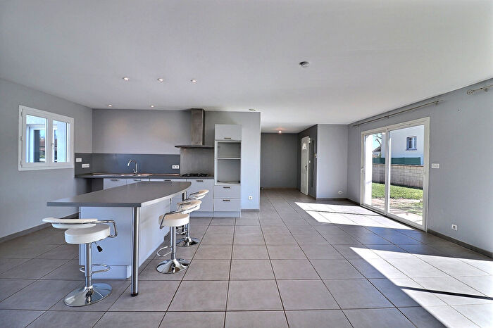 Maison à louer - Lescure-dAlbigeois - 4 pièces - 3 chambres