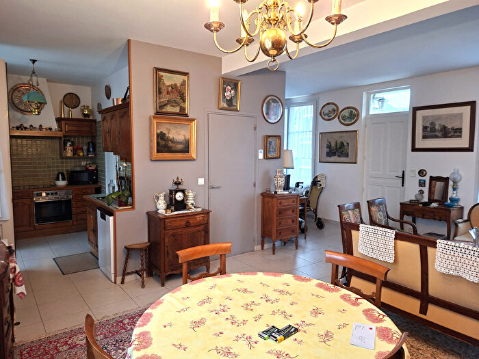 Maison à vendre - Versailles, Porchefontaine - 5 pièces - 4 chambres