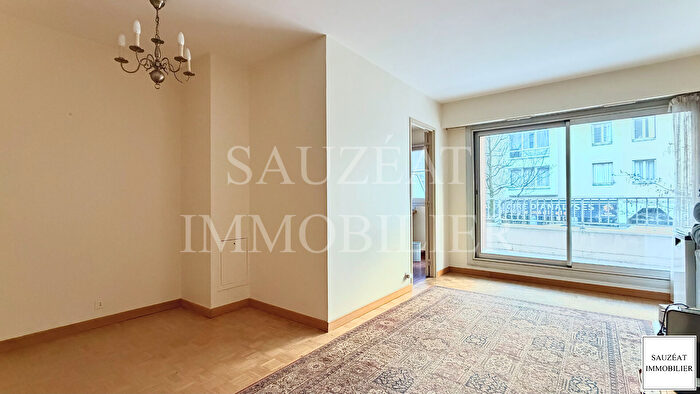 Appartement à vendre - Montrouge, Le vieux Montrouge - 2 pièces - 1 chambre