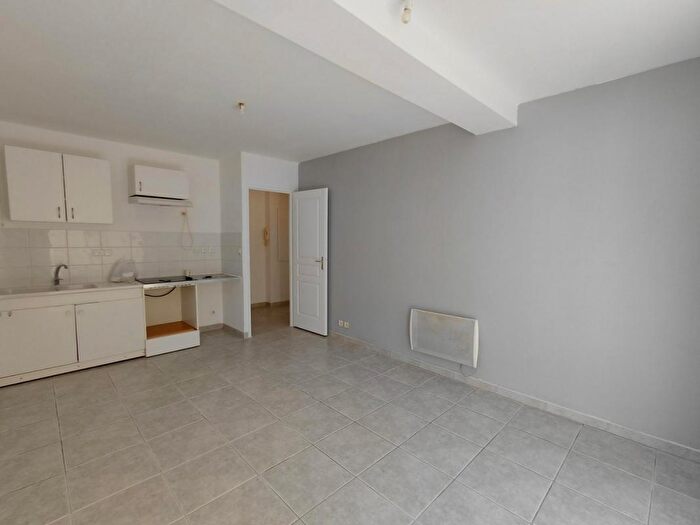 Appartement 2 pièces à Miramas, La Gare, à louer