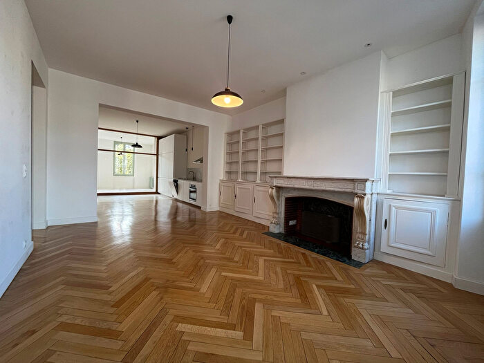 Toulouse, Saint-Cyprien : Appartement 5 pièces à vendre