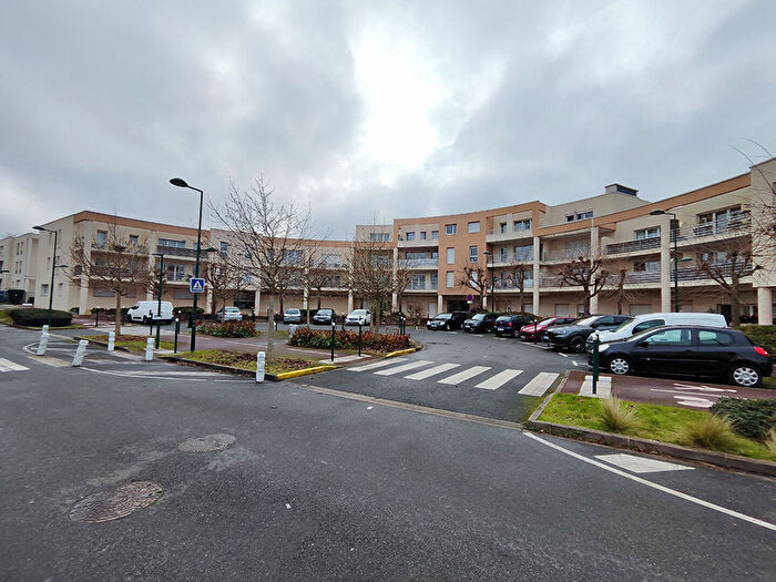 Appartement à louer - Plaisir, Aqueduc - 1 pièce