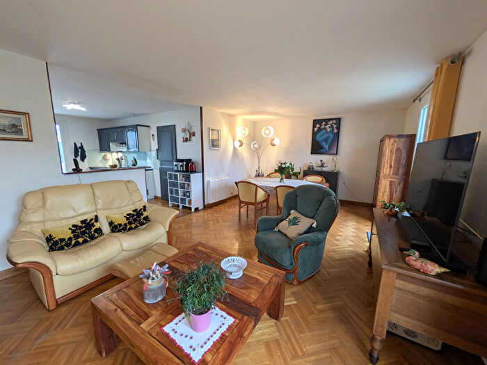 Maison à vendre - Challes - 5 pièces - 3 chambres