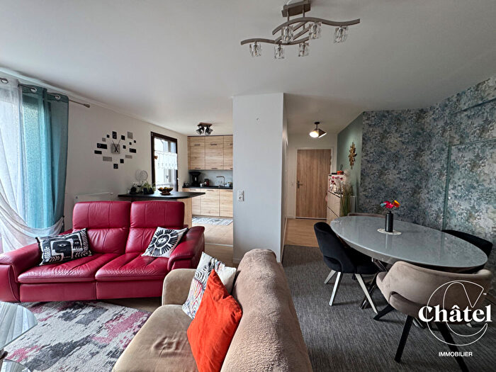 Appartement à louer - Senlis, Centre-ville - 4 pièces - 3 chambres