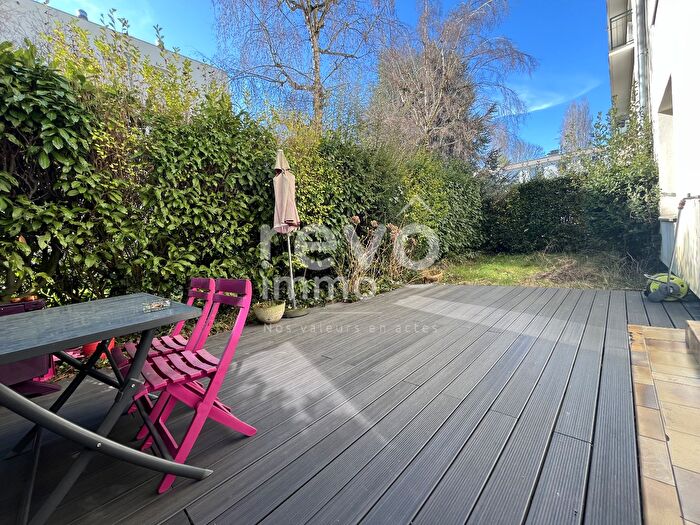 Appartement à vendre - Châtenay-Malabry, Seignelay - 5 pièces - 3 chambres