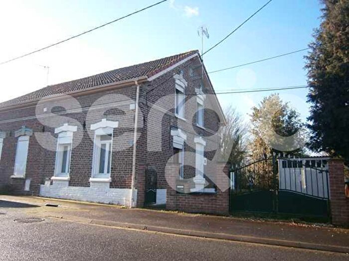 Maison à louer - Fenain - 4 pièces - 2 chambres