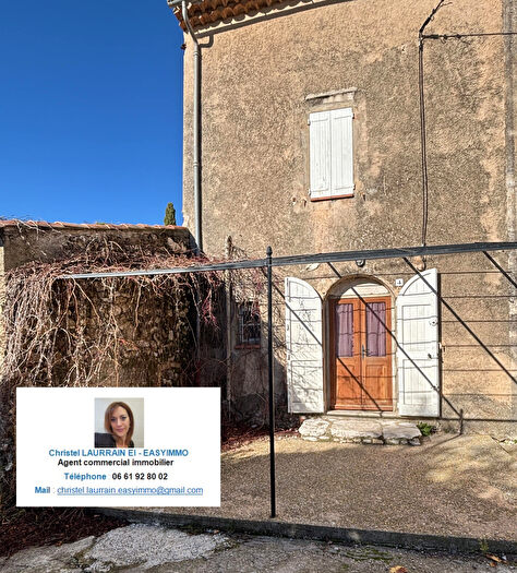 Maison à vendre - Régusse - 4 pièces - 3 chambres