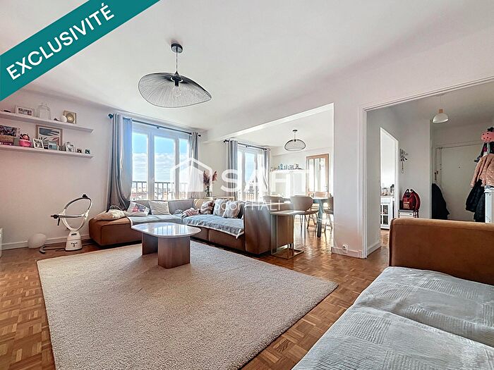 Appartement à vendre - Courbevoie, Marceau République - 4 pièces - 3 chambres
