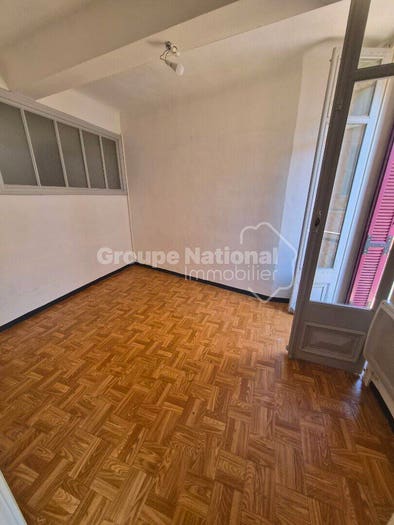 Centre, Le Luc : Appartement 2 pièces à louer
