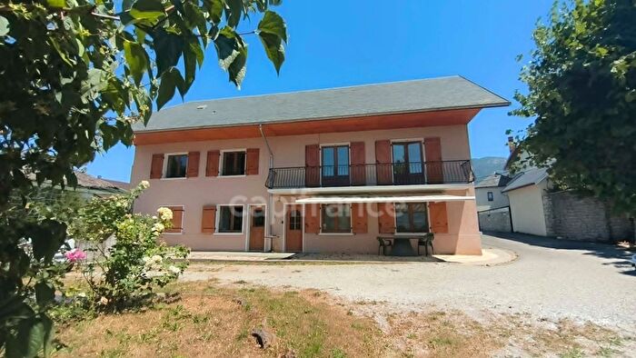 Chambéry, Le Vieux - Maison 8 pièces à vendre