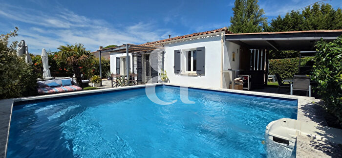 Carpentras, Est : Maison 5 pièces à vendre