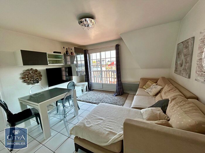 Appartement à louer - Trouville-sur-Mer, Aguesseau, Epines - 3 pièces - 2 chambres