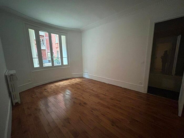 Appartement à louer - Clignancourt-Jules Joffrin, Paris ème arrondissement - 1 pièce