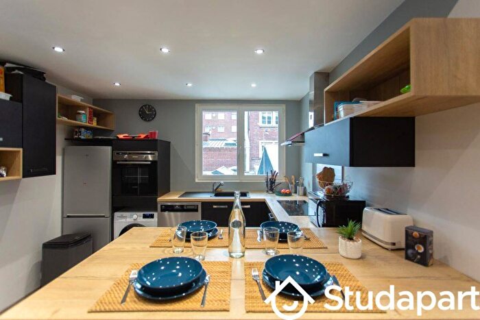 Appartement 1 pièce à Saint Germain-Les Halles, Amiens, à louer