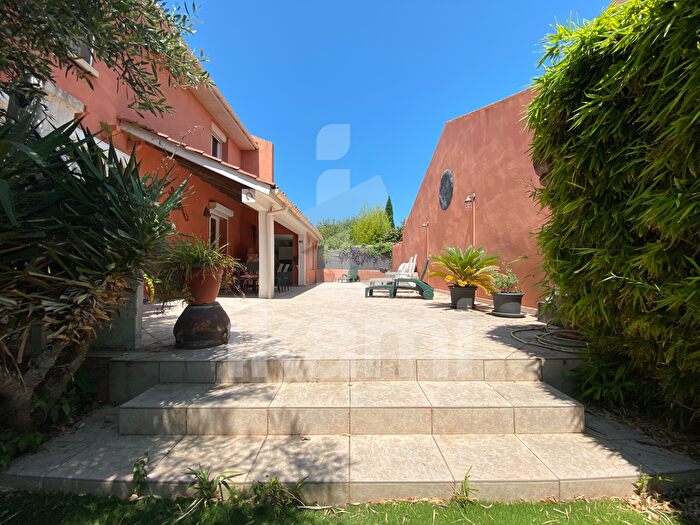 Maison à vendre - Frontignan, La Ville - 5 pièces - 5 chambres