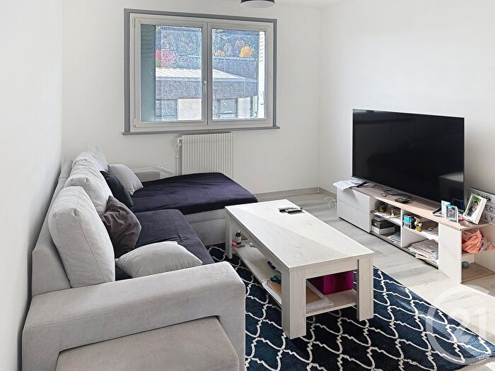 Appartement à vendre - Remiremont - 4 pièces - 3 chambres