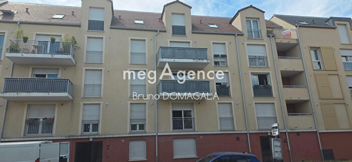 Appartement 2 pièces à vendre à Trappes, Centre-ville, Jaurès, Gare