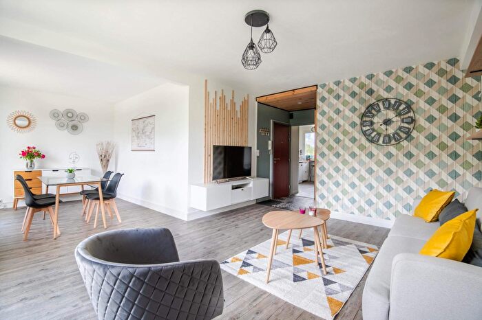 Appartement 5 pièces à vendre à Tours, Montjoyeux