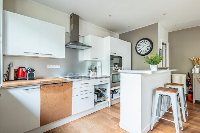 Appartement à vendre - Saint-Cloud, Pasteur, Magenta - 4 pièces - 3 chambres