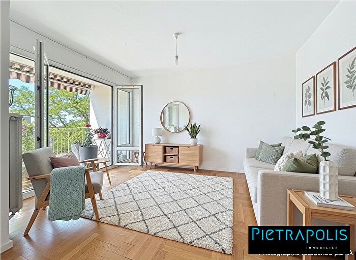 Appartement 6 pièces à Sainte-Foy-lès-Lyon, à vendre