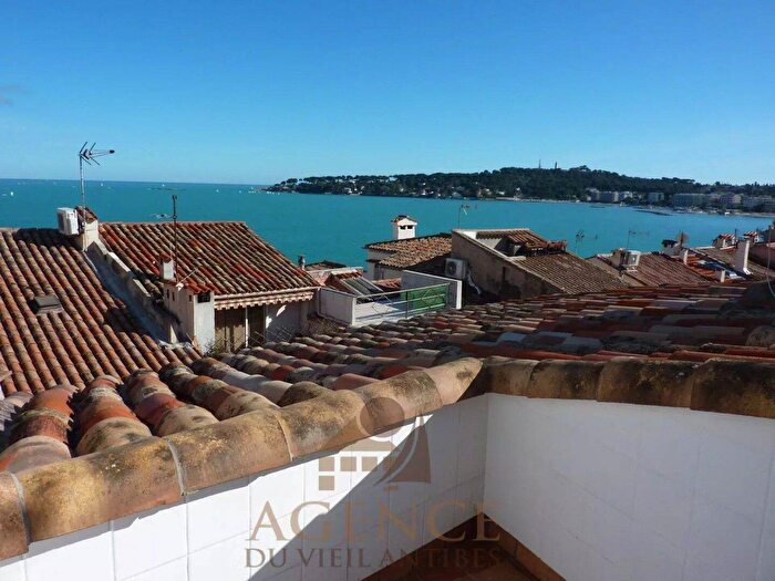 Vieille Ville, Antibes - Appartement 1 pièce à louer