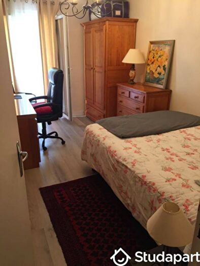 Appartement à louer - Anatole France, Le Plessis-Robinson - 1 pièce - 1 chambre