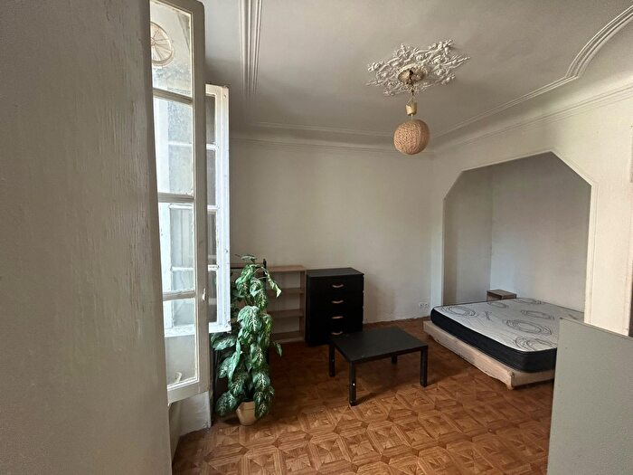 Appartement 1 pièce à vendre à Marseille 6ème, Cours julien, Notre-Dame-des-Monts