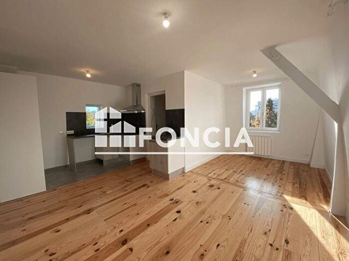 Est, Lisieux - Appartement 4 pièces à louer