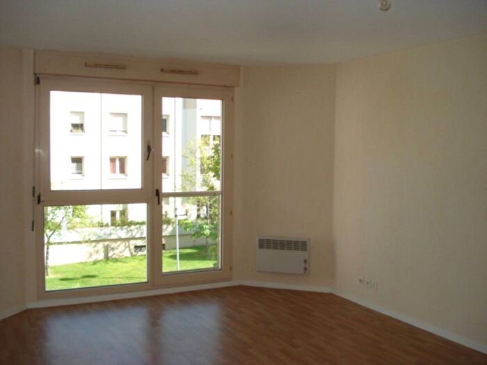 Appartement 3 pièces à louer à Saint Serge-Ney-Chalouère, Angers