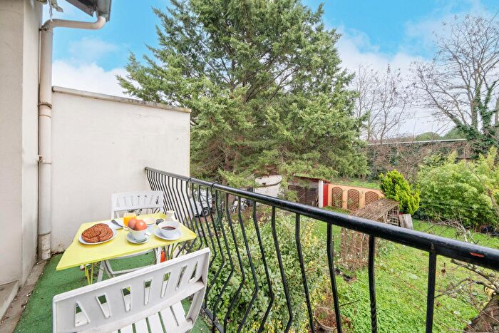 Appartement à vendre - Toulouse, Empalot - 4 pièces - 3 chambres