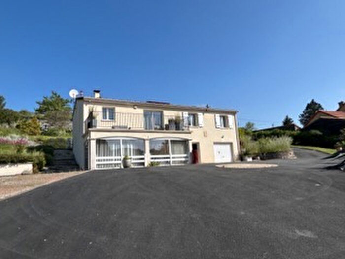 Maison à vendre - Nanteuil-en-Vallée - 6 pièces - 4 chambres