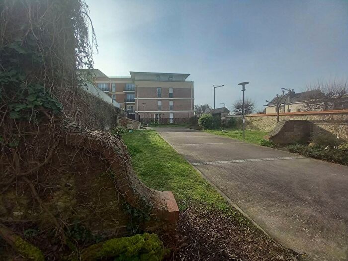 Appartement à louer - Les Hauts de Deville-Les Rouen, Deville les Rouen - 3 pièces - 2 chambres