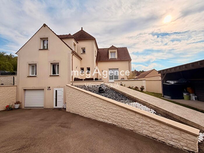 Maison 7 pièces à vendre - Pont-sur-Yonne