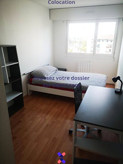 Appartement à louer - Brouaz, Annemasse - 5 pièces - 4 chambres