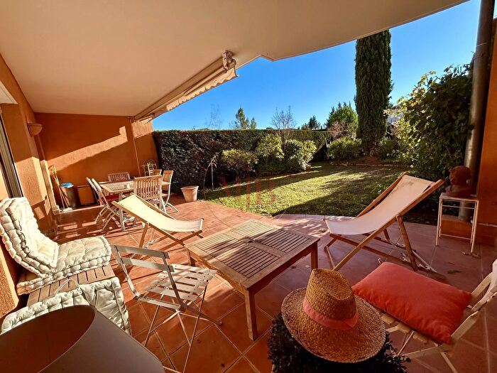 Appartement à vendre - Aix-en-Provence, Val Saint-André - 3 pièces - 2 chambres