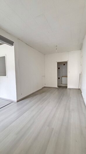 Appartement à louer - Arles - 2 pièces - 1 chambre