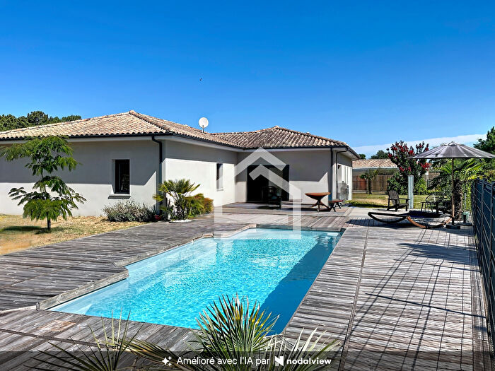 Maison 6 pièces à vendre à Hourtin