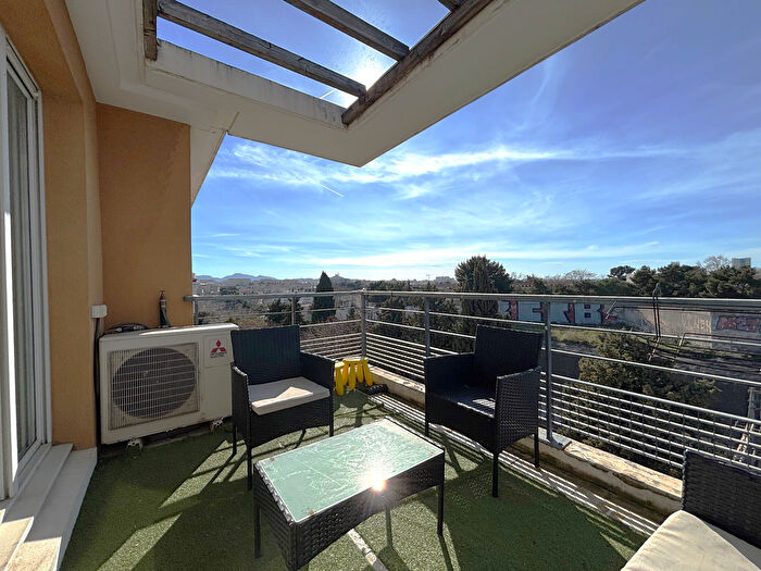 Appartement à vendre - Marseille e , Saint-Just - 3 pièces - 2 chambres