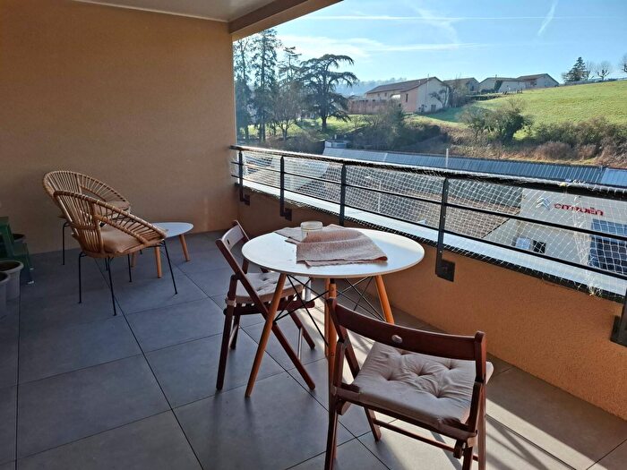 Appartement à louer - Sain-Bel - 3 pièces - 2 chambres