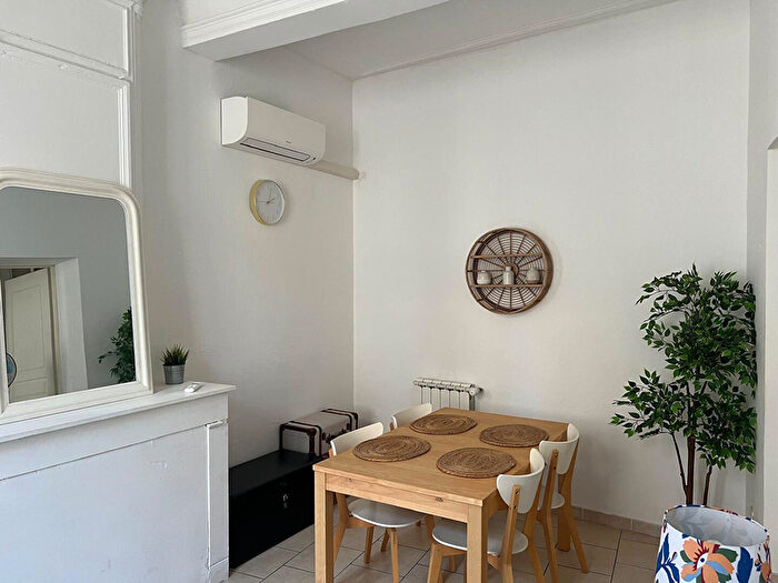 Appartement 2 pièces à Avignon, Palais des Papes, Zone Piétonne, à louer