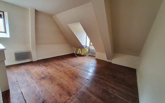 Pontivy, Centre-ville, Blavet : Appartement 1 pièce à louer