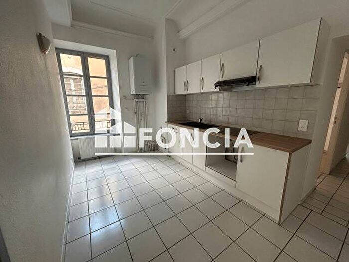 Appartement à louer - Centre Ville, Bagnols-sur-Cèze - 3 pièces - 2 chambres