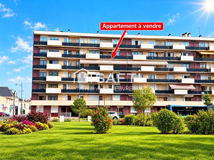 Châtellerault, Ozon : Appartement 4 pièces à vendre