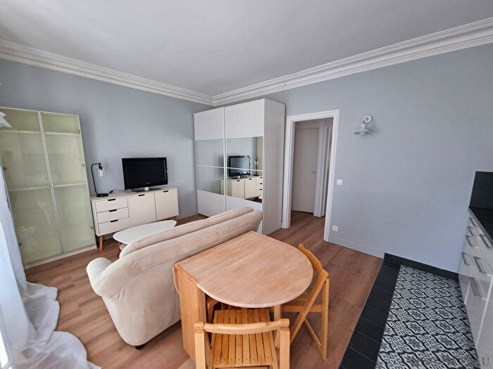Centre Ville, Pontoise - Appartement 2 pièces à louer