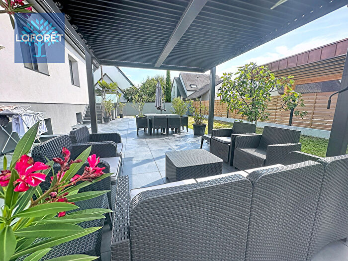 Illkirch-Graffenstaden, Nord Est : Maison 5 pièces à vendre